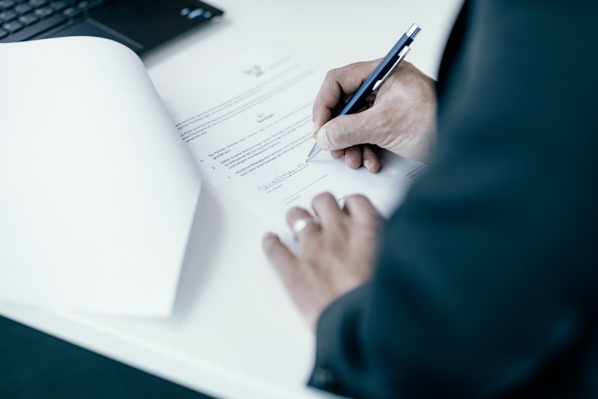 Students & Graduates - Career - OTTO FUCHS KG