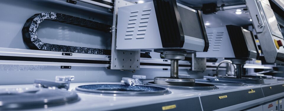 Testing and Analysis of Components and Materials - OTTO FUCHS KG